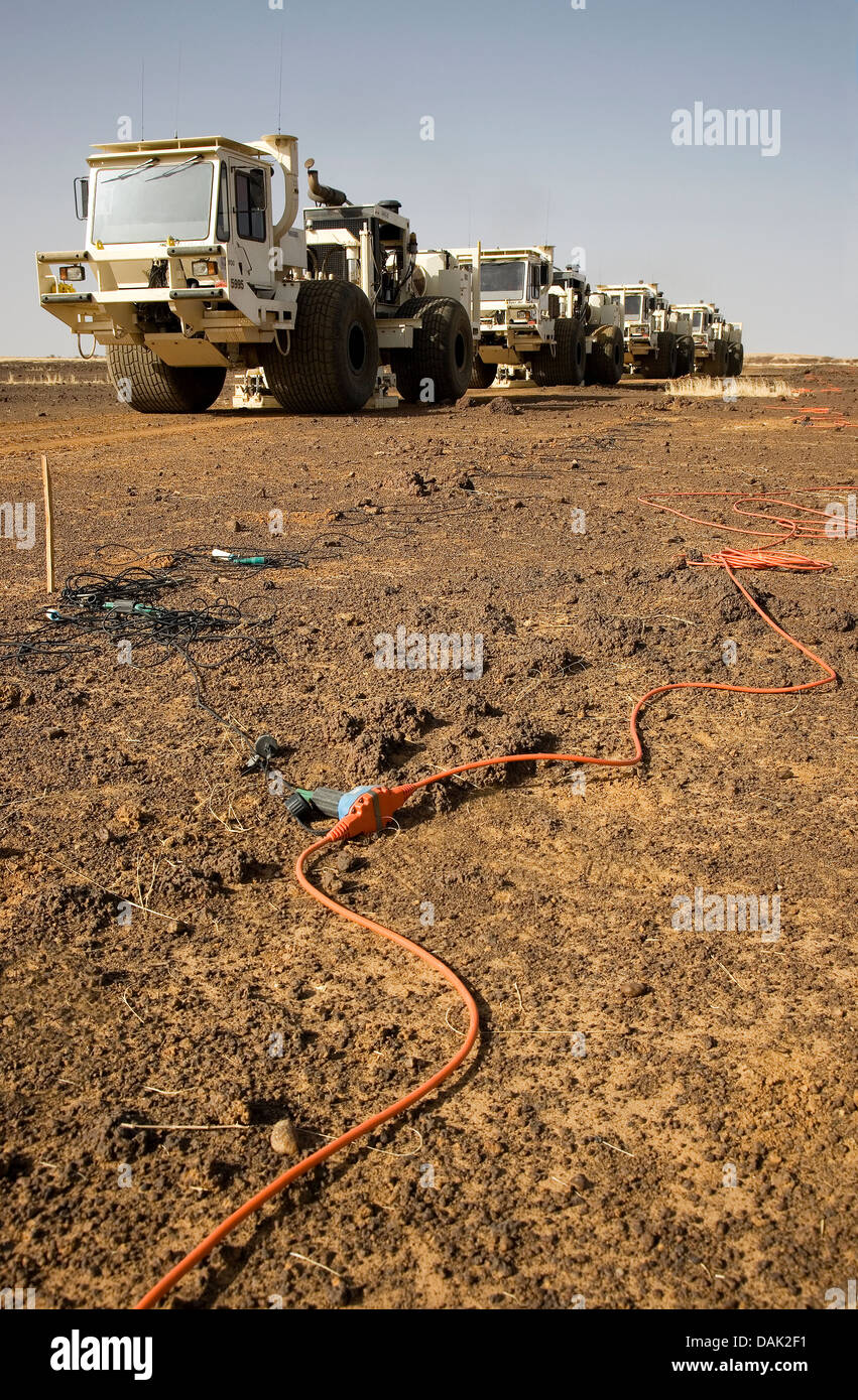 Seismic survey hi-res stock photography and images - Alamy
