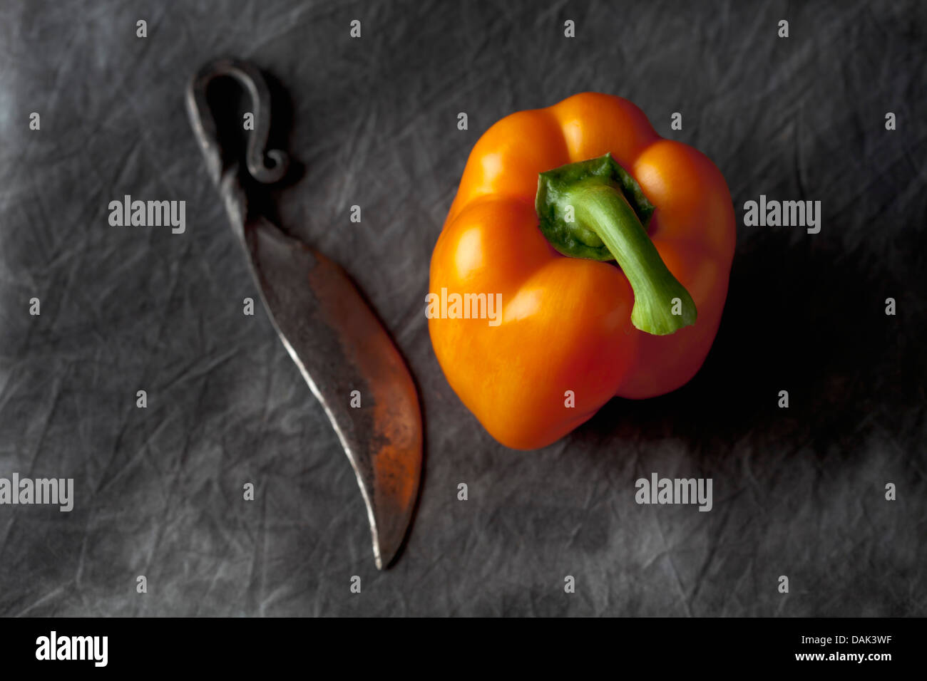 Black textile hi-res stock photography and images - Alamy