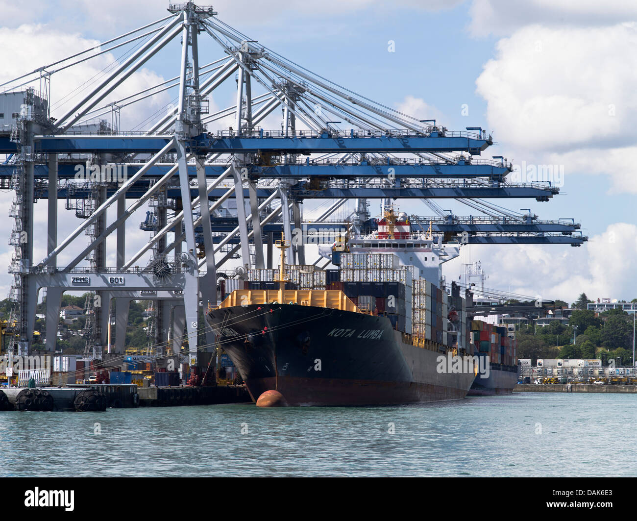 dh Auckland Harbour AUCKLAND NEW ZEALAND Port of Auckland Container ...