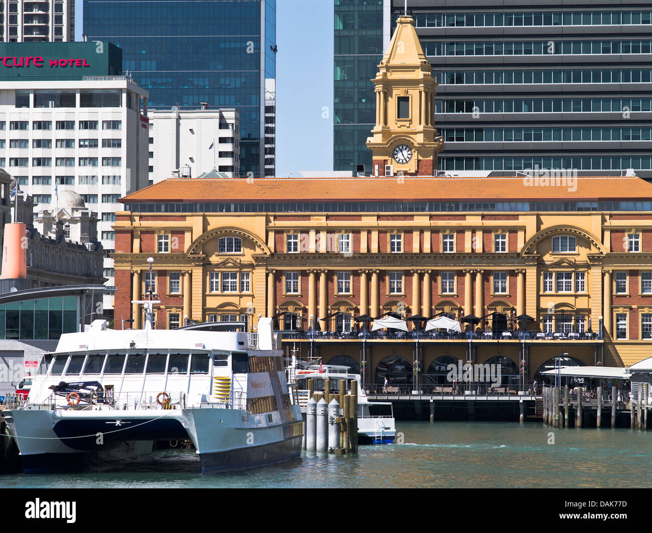 Terminal buildings hi-res stock photography and images - Alamy