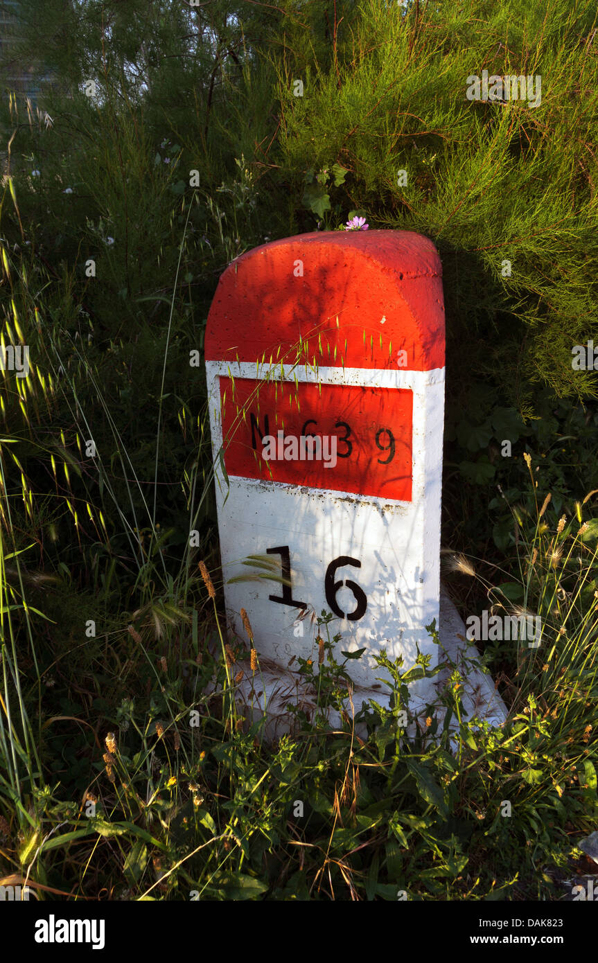 Kilometer marker High Resolution Stock Photography and Images - Alamy