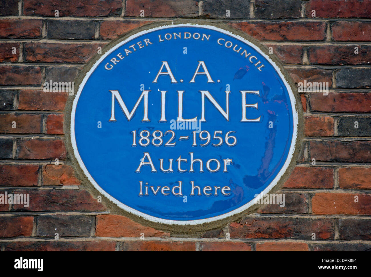 Winnie the pooh aa milne hi-res stock photography and images - Alamy