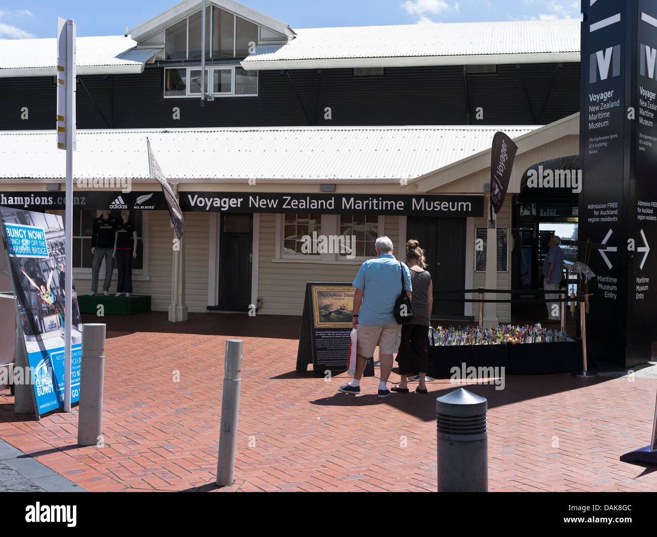Auckland museum new zealand hi-res stock photography and images - Alamy