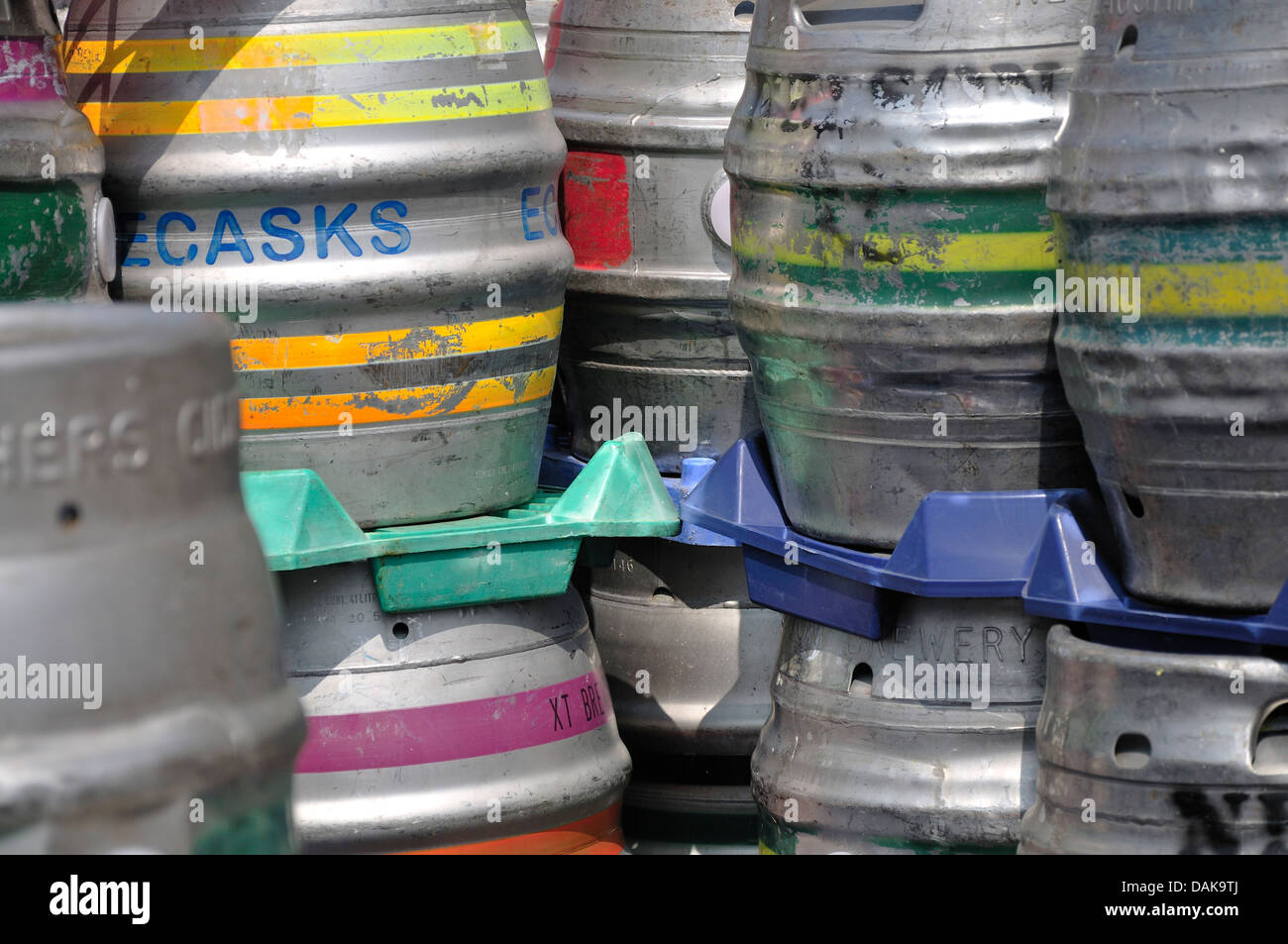 Metal cask hi-res stock photography and images - Alamy