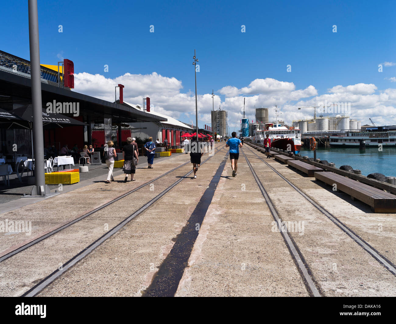 dh Wynyard Quarter AUCKLAND NEW ZEALAND North Wharf people walking and ...