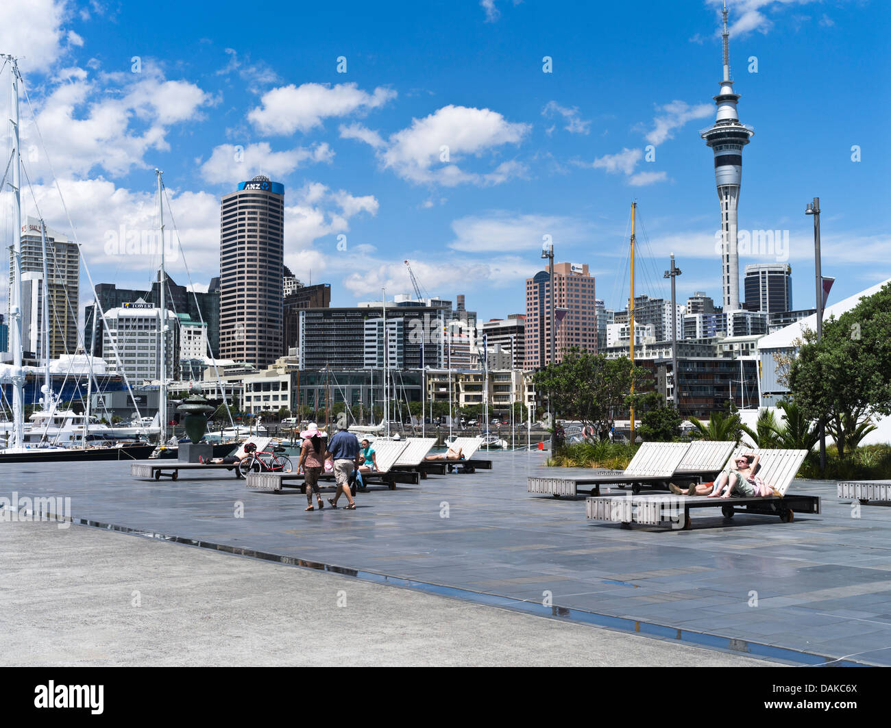 dh Wynyard Quarter AUCKLAND NEW ZEALAND Karanga Plaza people relaxing ...