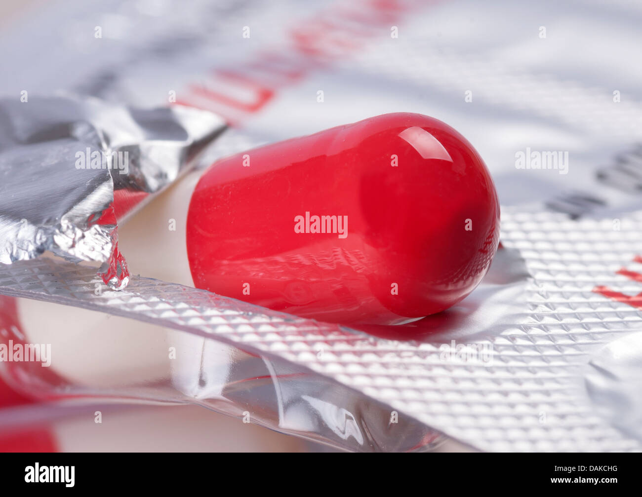 Pill capsule tablet package hi-res stock photography and images - Alamy