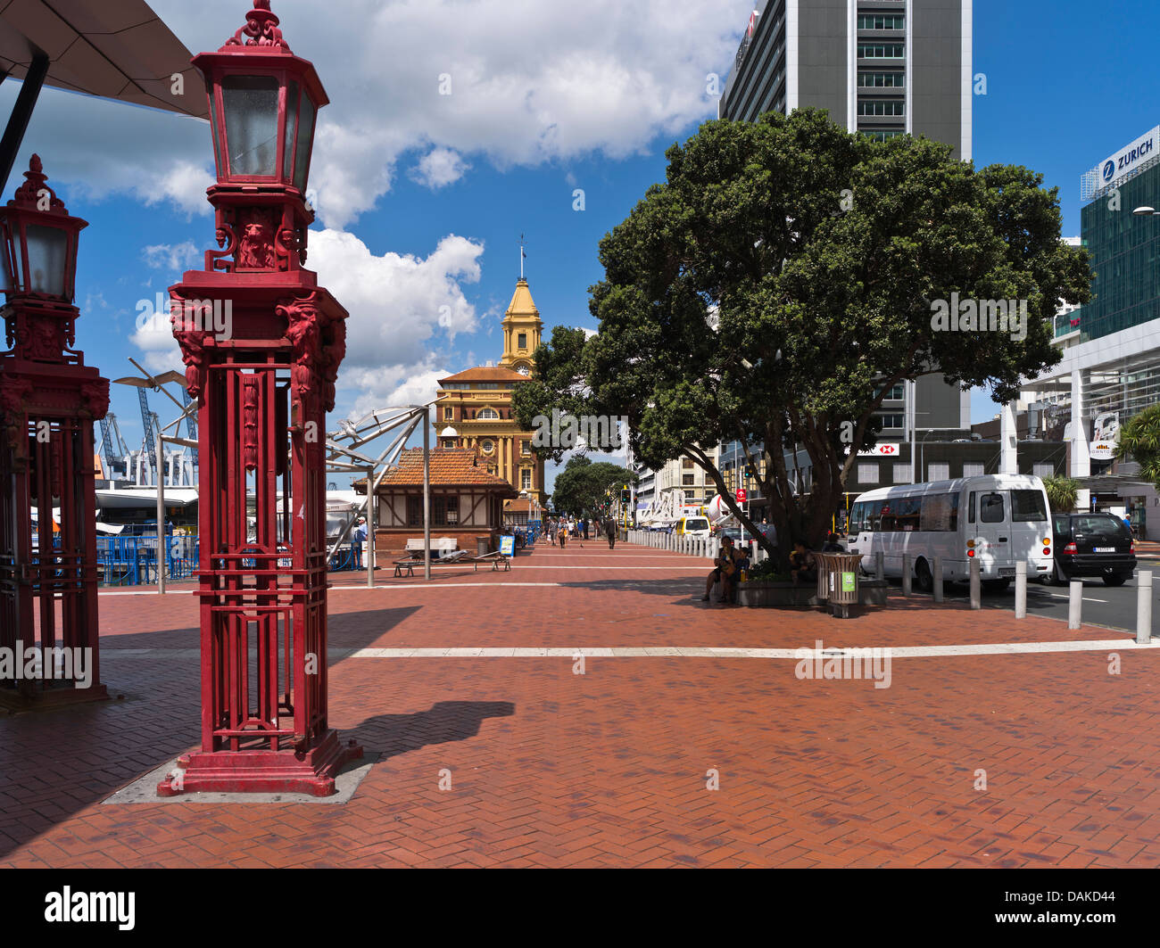 dh Quay Street AUCKLAND NEW ZEALAND Auckland waterfront road pavement ...