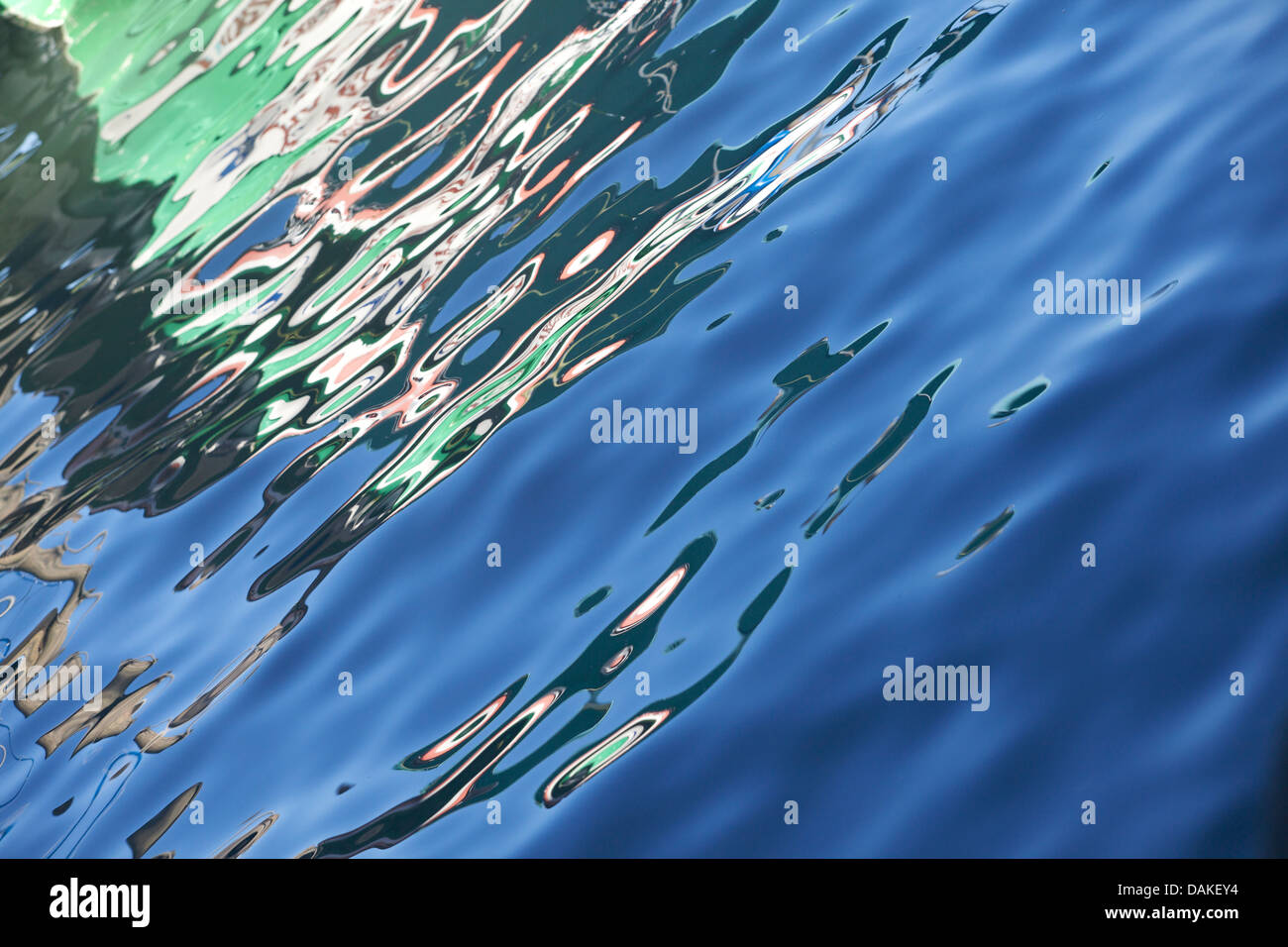 Colourful water ripple hi-res stock photography and images - Alamy