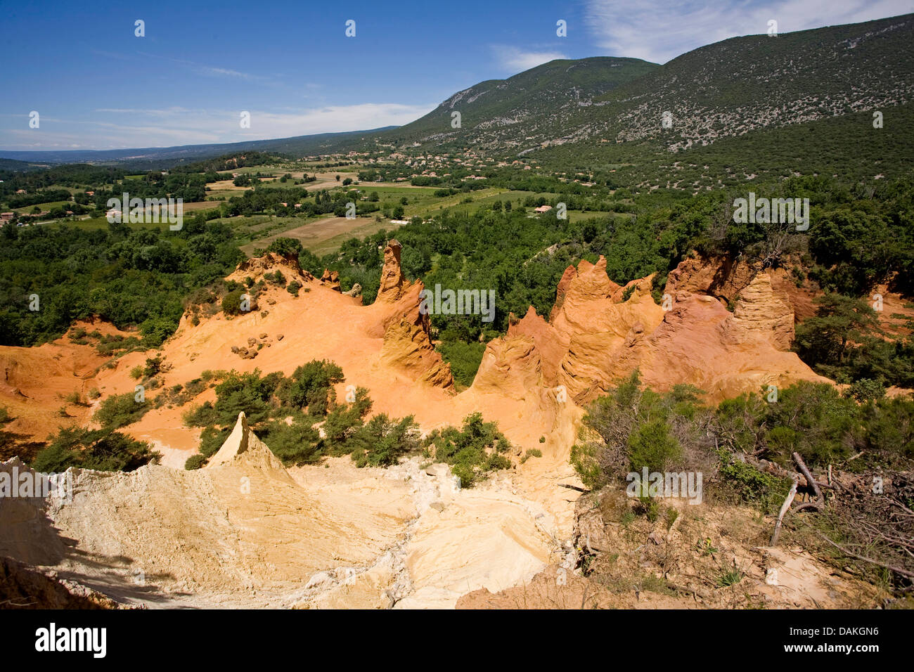 ocre rocks, French Colorado, France, Provence, Rustrel Stock Photo - Alamy