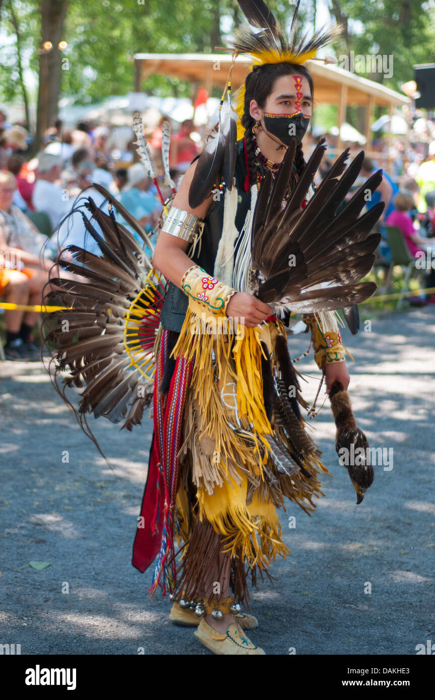 The proud Mohawk nation living in Kahnawake native community located on ...