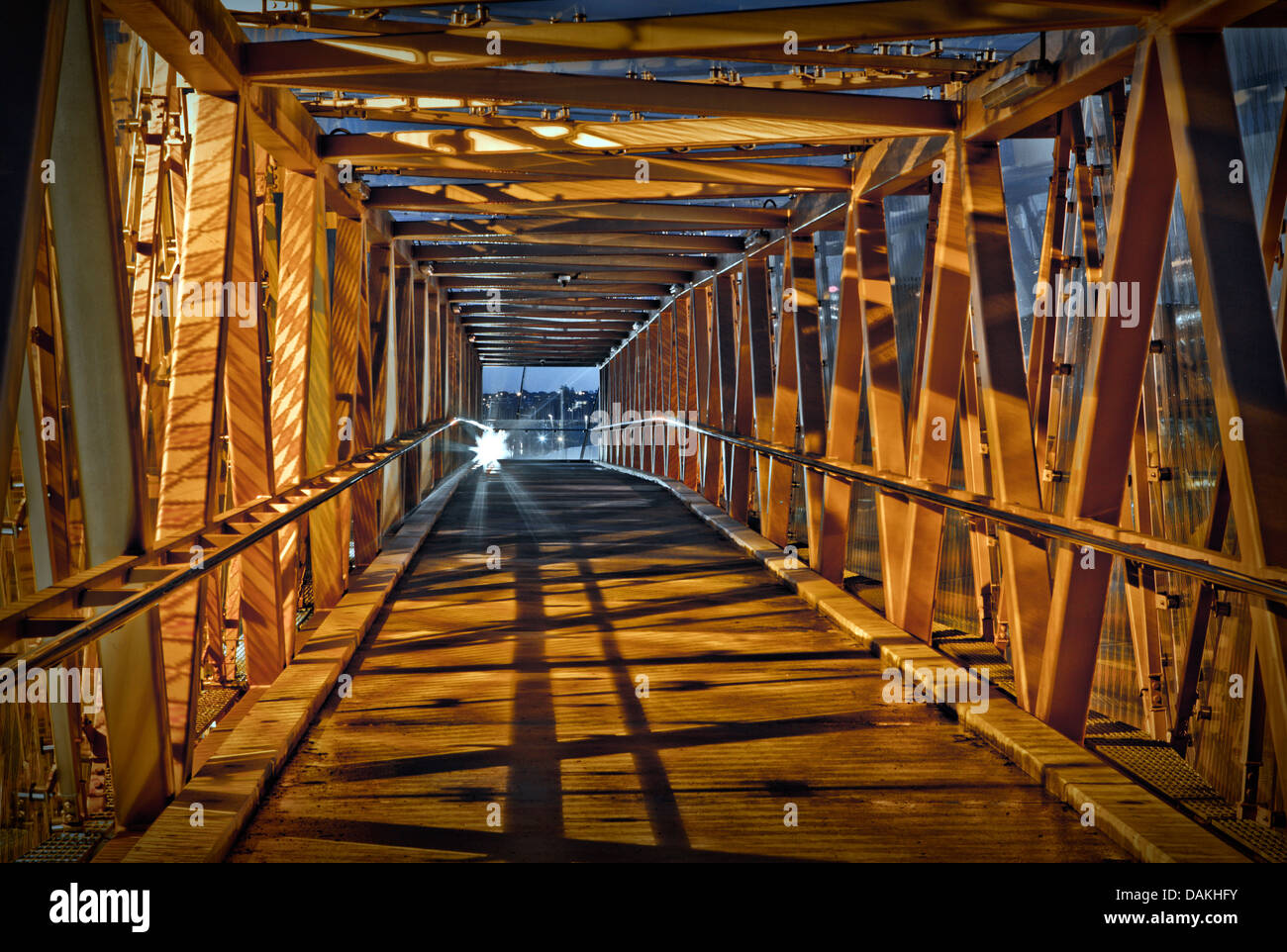 Ladder bridge hi-res stock photography and images - Alamy
