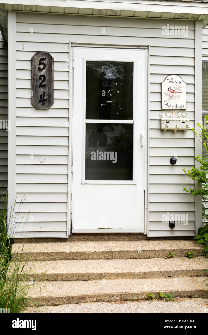 Working class neighborhood hi-res stock photography and images - Alamy