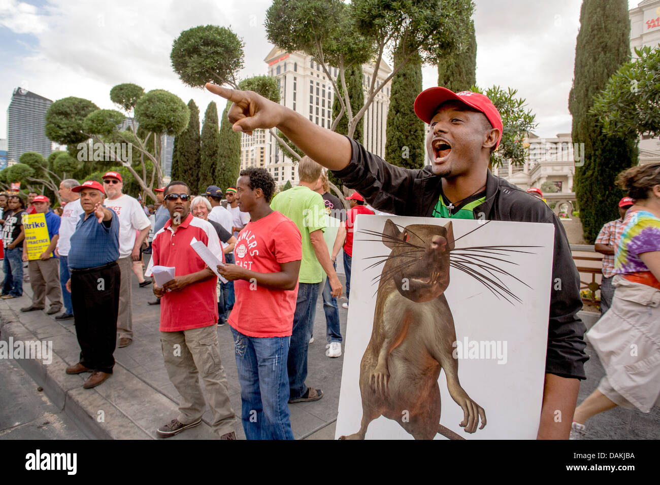 Cities evenings nights signs hi-res stock photography and images - Alamy