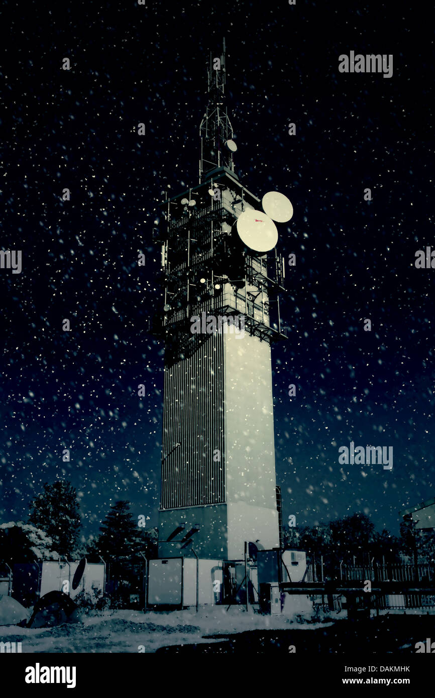 Remote telecommunications tower hi-res stock photography and images - Alamy