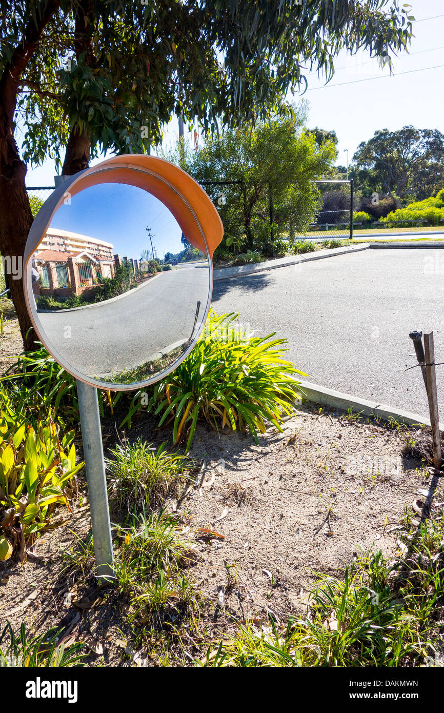 Mirror point hi-res stock photography and images - Alamy