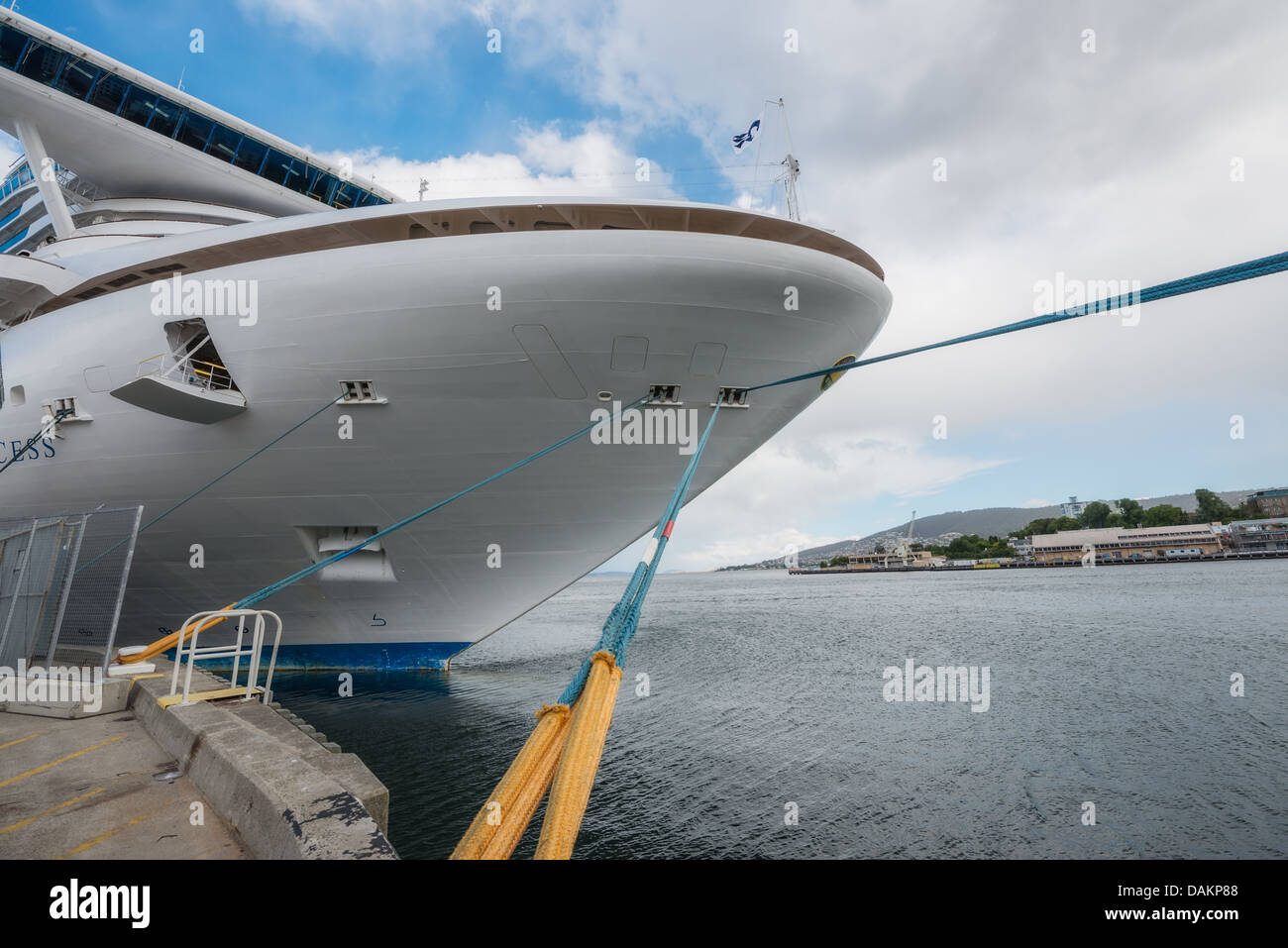 Diamond princess hi-res stock photography and images - Alamy