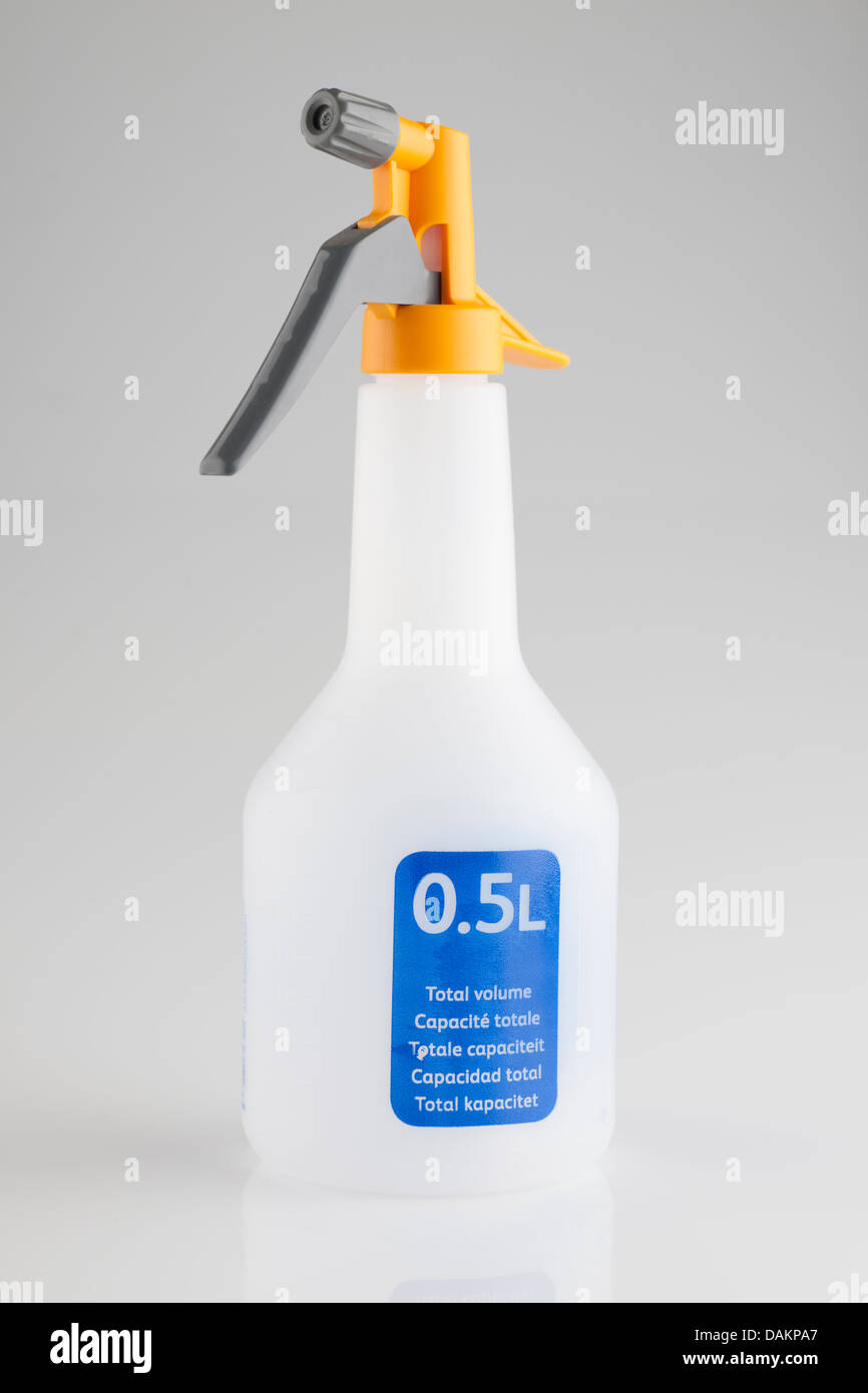 Spray container hi-res stock photography and images - Alamy