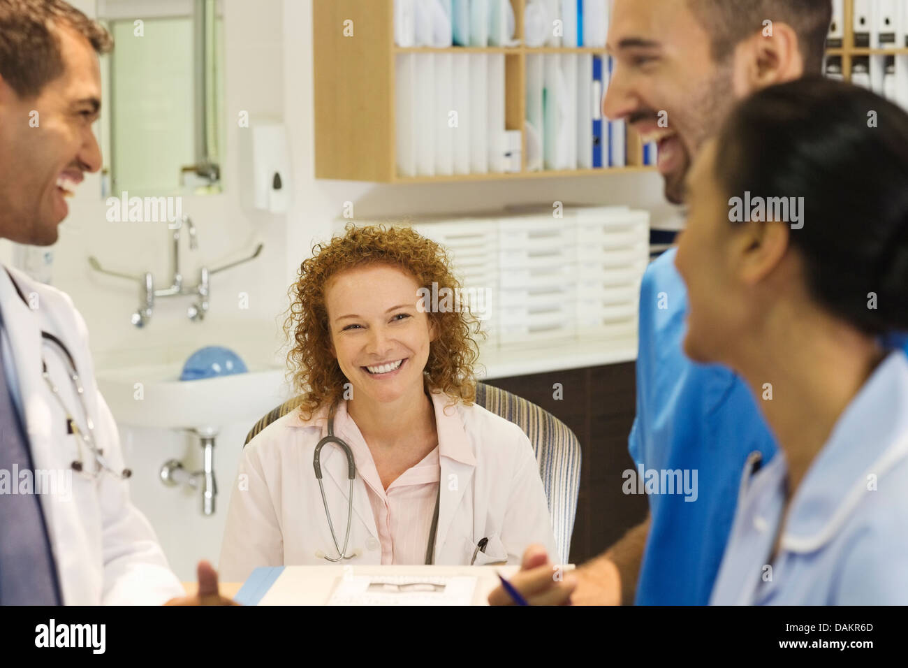 Medical staff equipment hospital hi-res stock photography and images ...