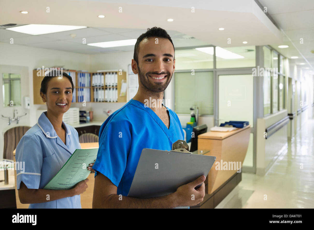 Nurses posing hi-res stock photography and images - Alamy