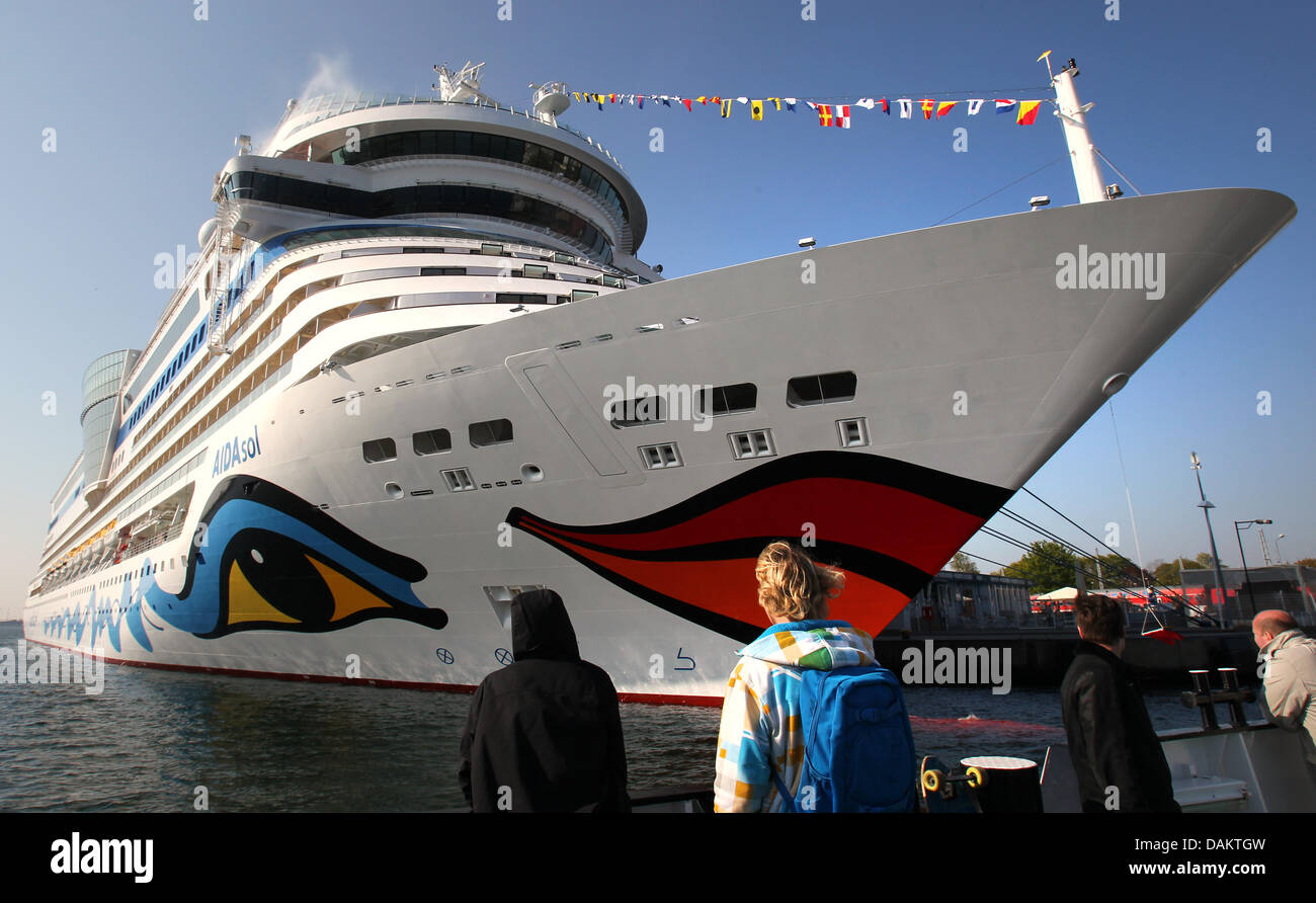 The AIDAsol, the new ship in the AIDA fleet, has docked for the first ...
