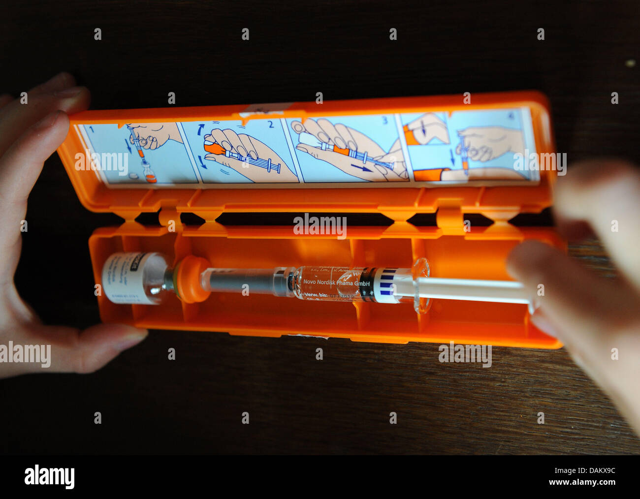 Glucagon hypoglycaemia hi-res stock photography and images - Alamy