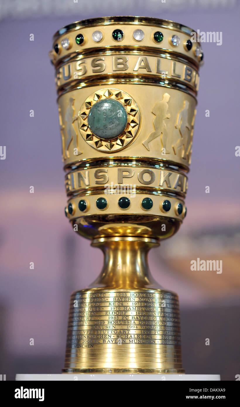 Official handing High Resolution Stock Photography and Images - Alamy