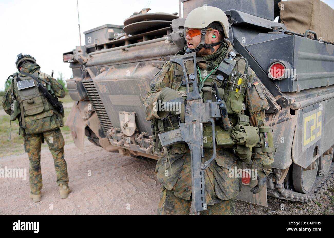 Bundeswehr (German armed forces) soldiers train for their deployment to ...