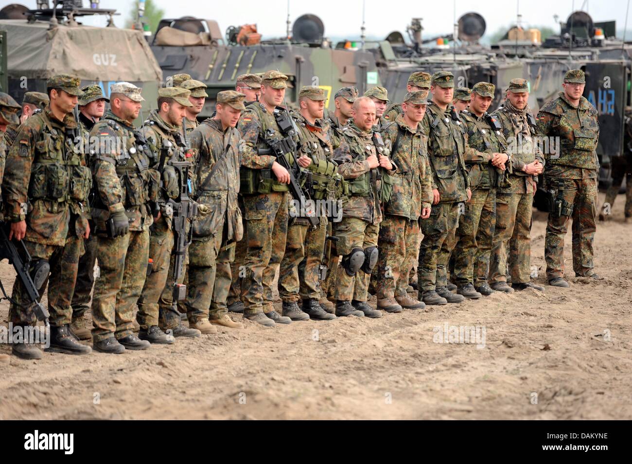 Bundeswehr (German armed forces) soldiers train for their deployment to ...