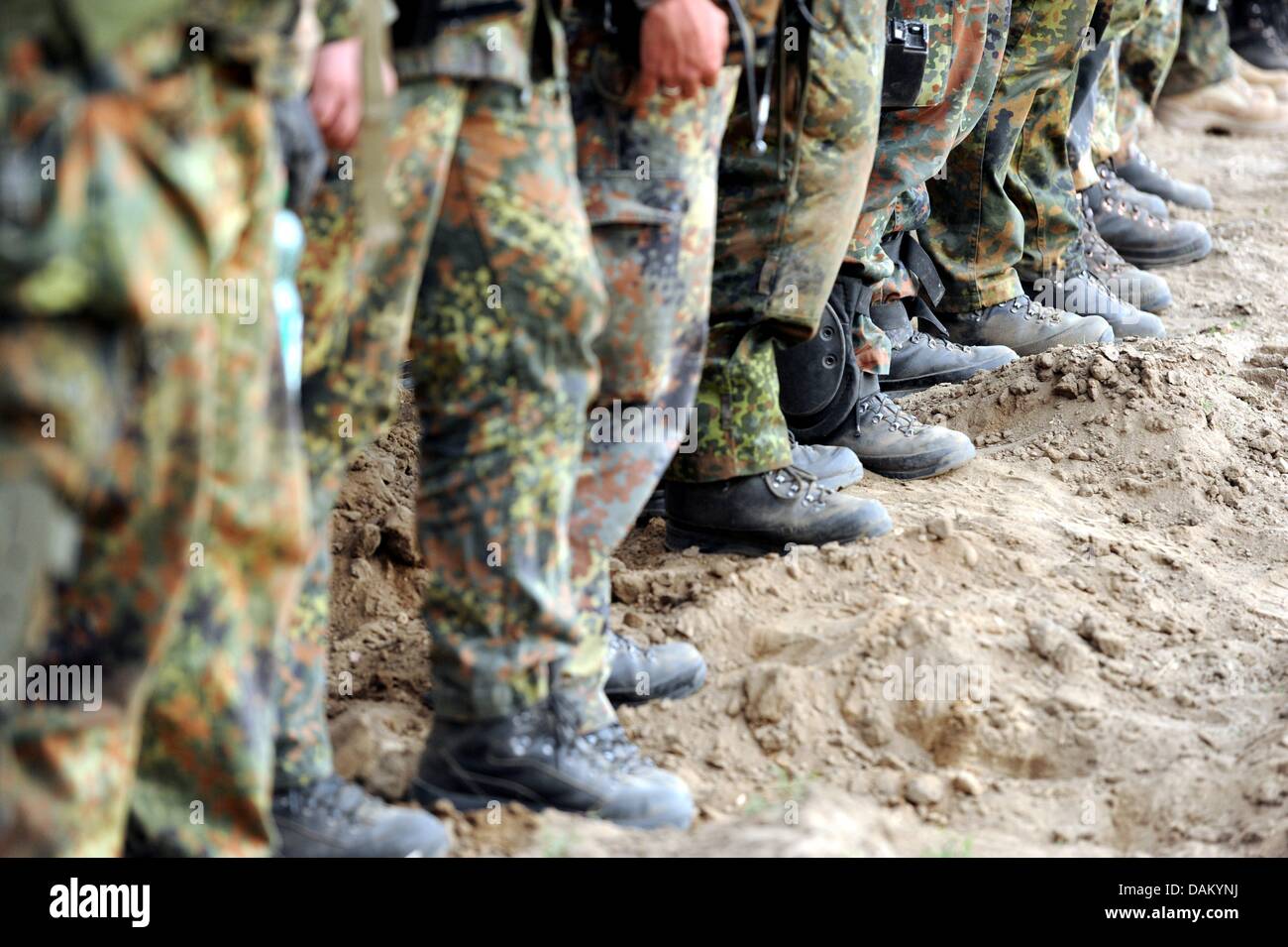 Bundeswehr (German armed forces) soldiers train for their deployment to ...