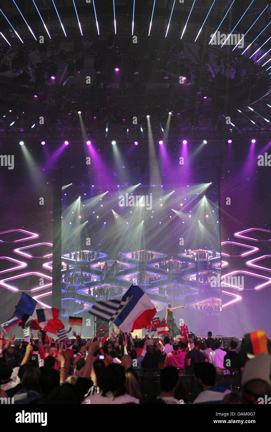 Atmosphere during the announcement of the points during the Grand Final ...
