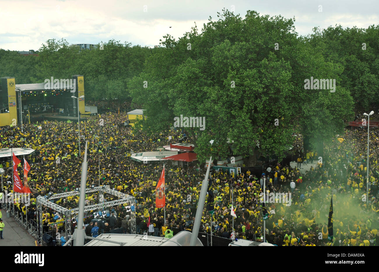 Crowd of fans gather in front of the stage near the Westfalenhallen ...