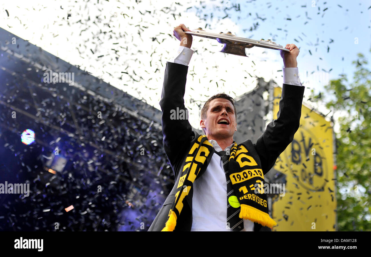 The player of Bundesliga soccer club BVB Dortmund, Sebastian Kehl ...