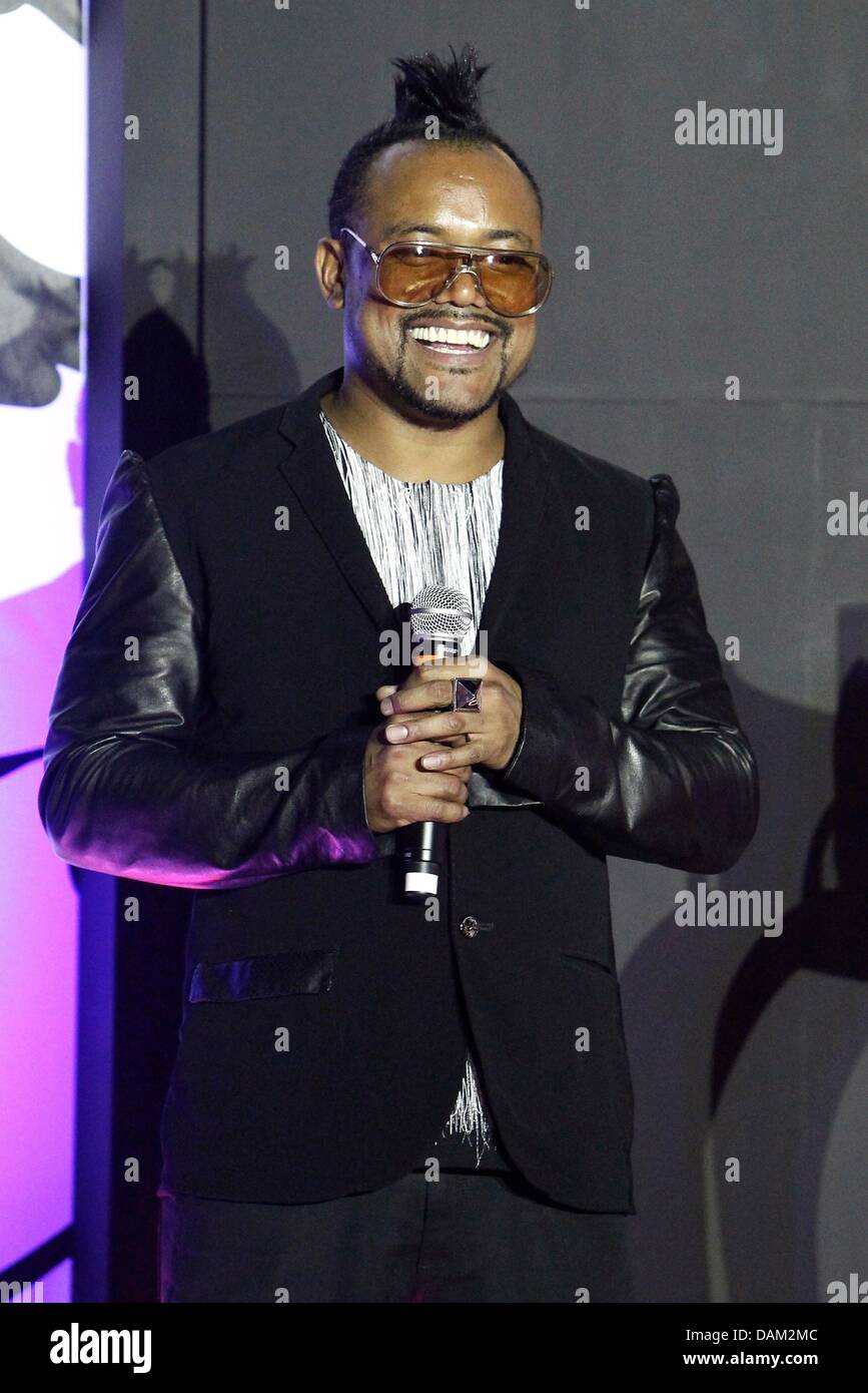Singer apl de ap black eyed peas hi-res stock photography and images ...