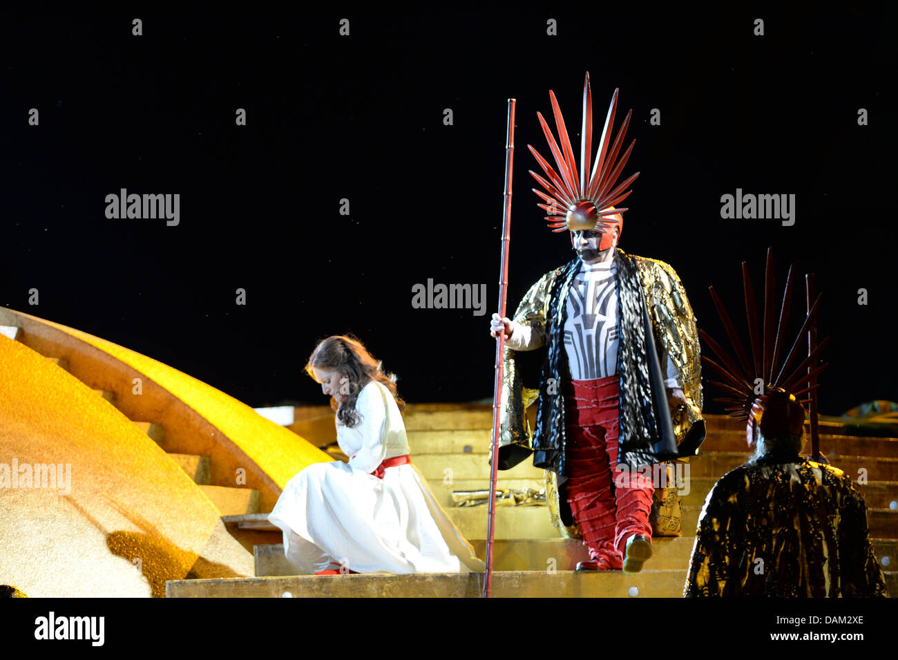 Soprano singer Gisela Stille (L) in the role of Pamina performs a scene ...