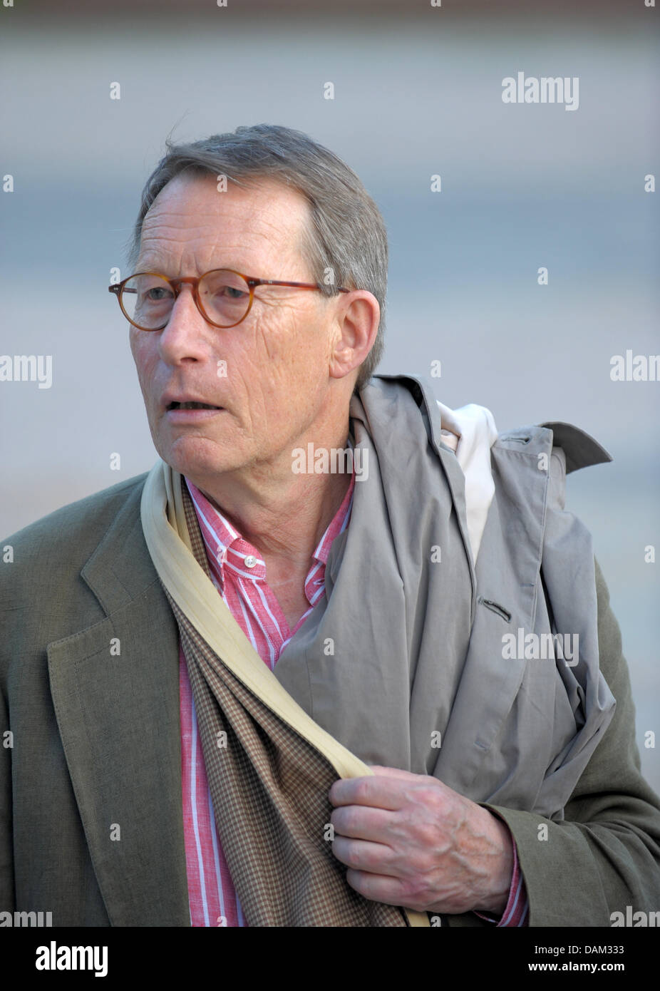 Writer Friedrich Christian Delius arrives at the Festspielhaus Hellerau ...
