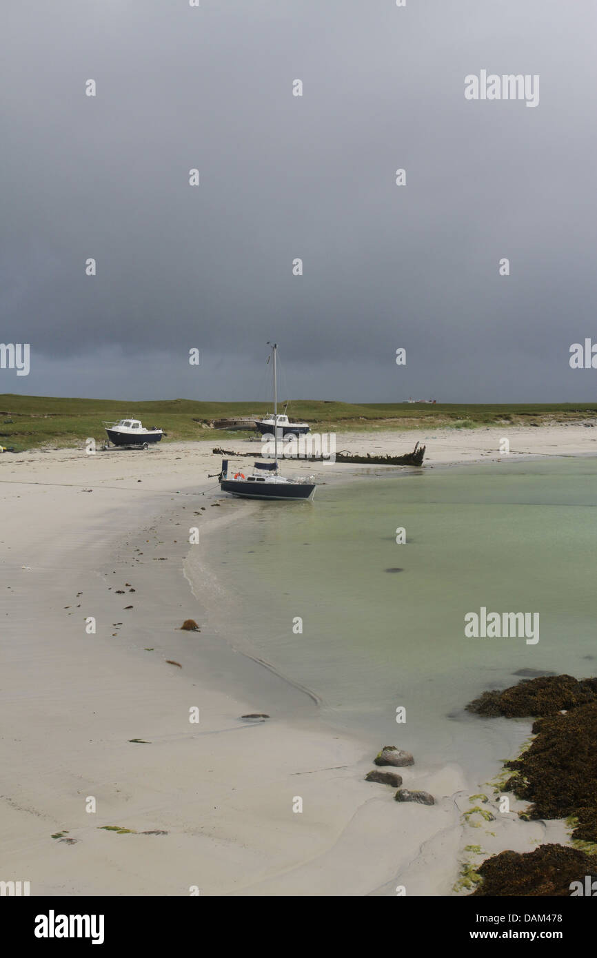 Scarinish harbour Isle of Tiree Scotland June 2013 Stock Photo - Alamy