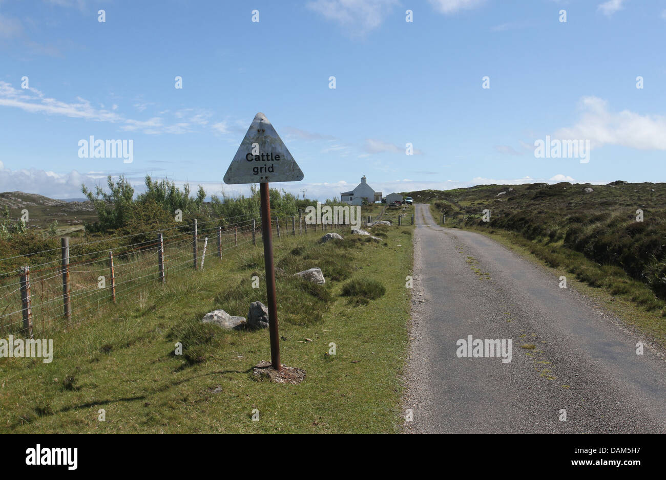 Cattle grid sign hi-res stock photography and images - Alamy