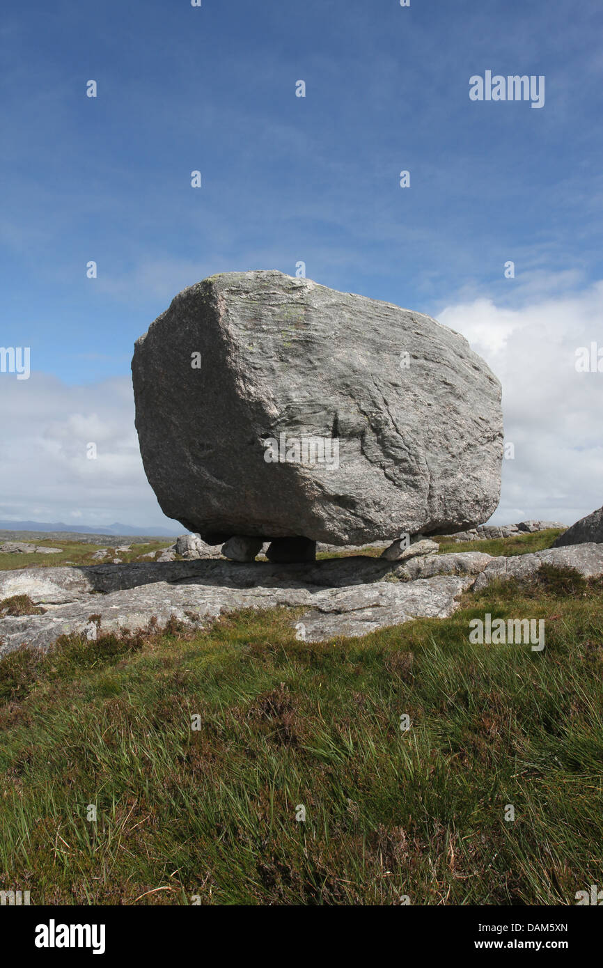 Balancing stone on Ben Hogh Isle of Coll Scotland July 2013 Stock Photo - Alamy