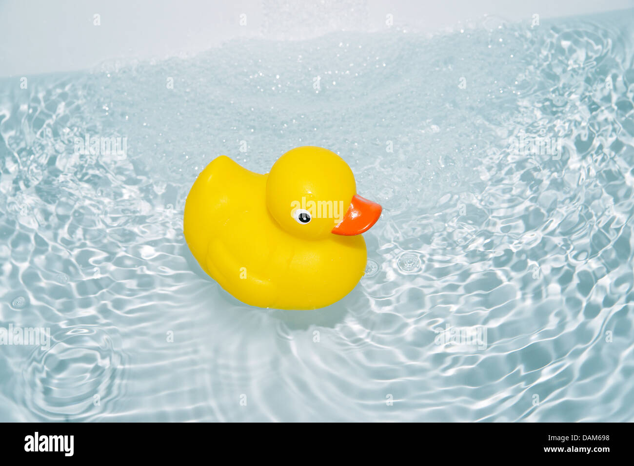 Rubberduck bath hi-res stock photography and images - Alamy