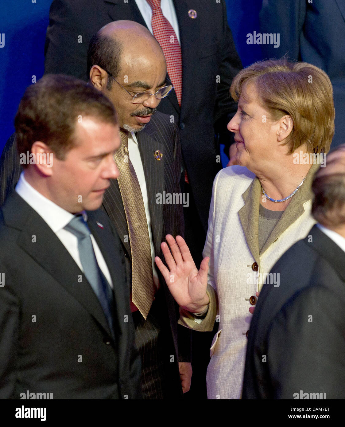 German Chancellor Angela Merkel talk to Ethiopian Prime Minister Meles ...