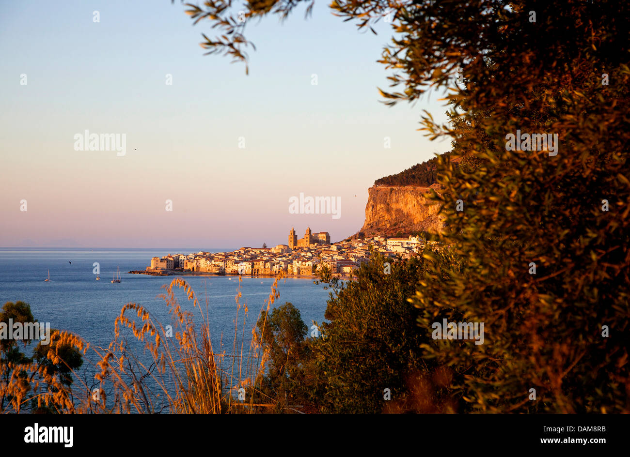 View of the famous sea town of Cefalù, Cefalu', at sunset, Sicily ...