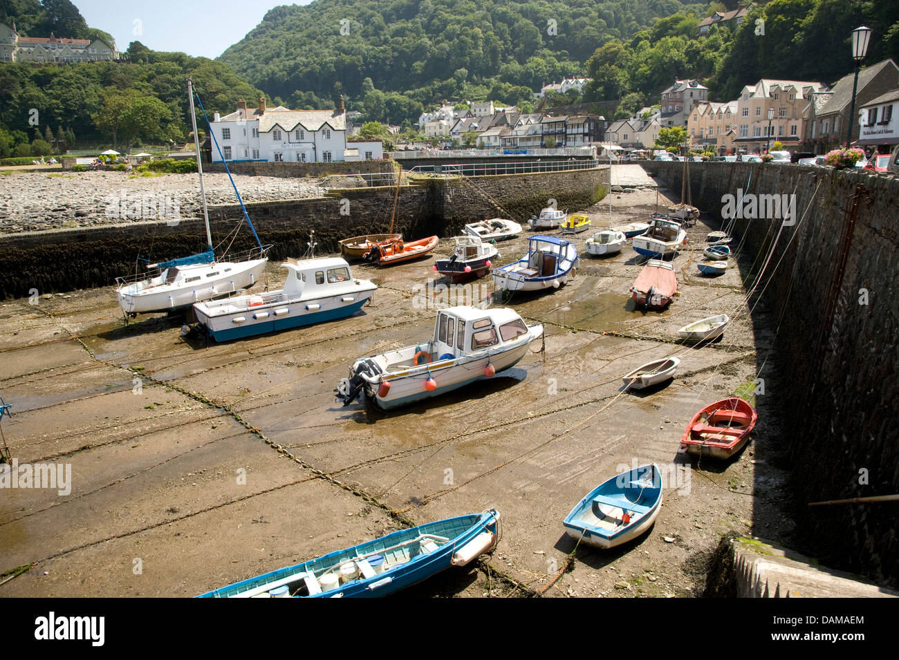 Lynmouth harbour devon hi-res stock photography and images - Alamy