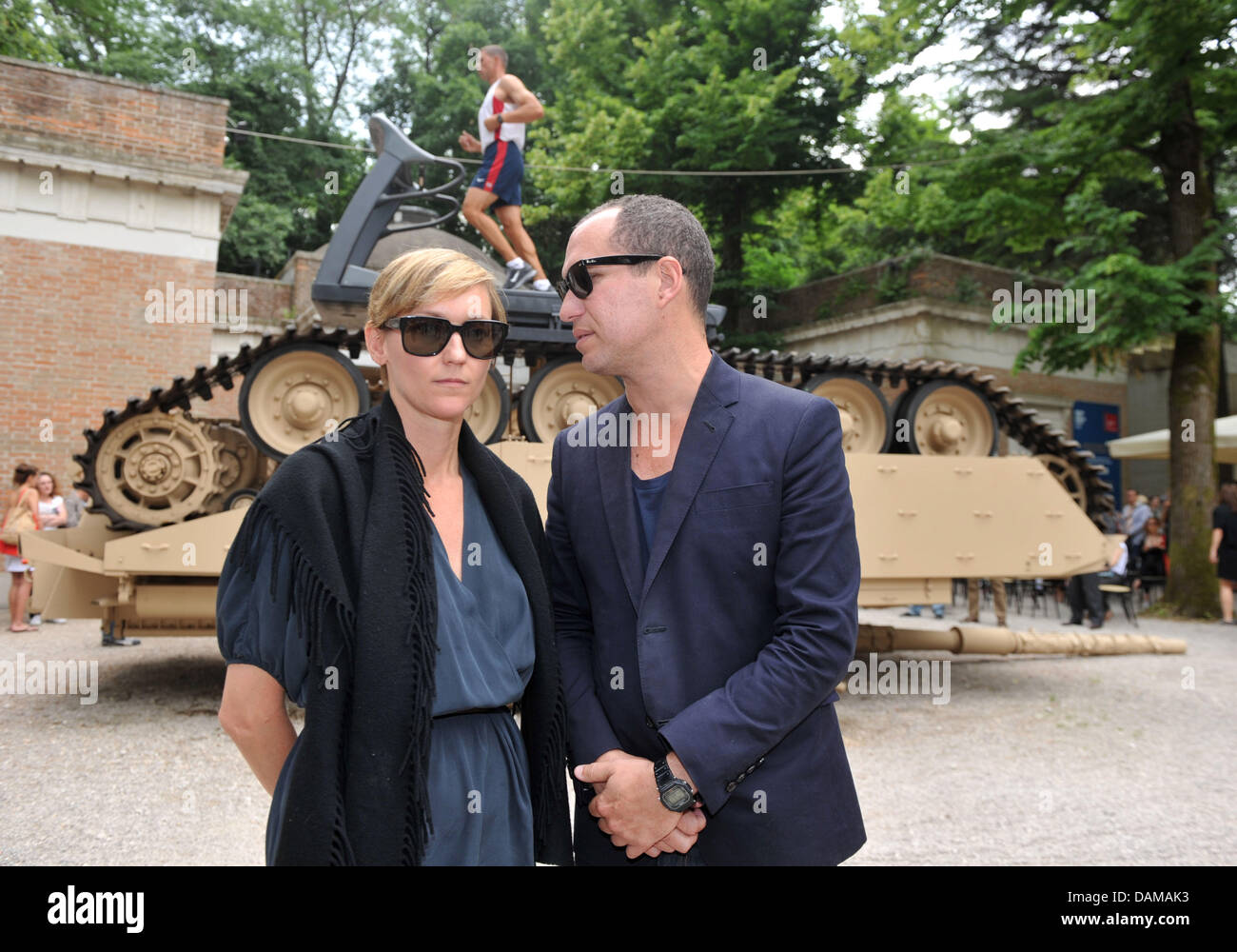 Artist duo Jennifer Allora (l) and Guillermo Calzadilla stand in front ...