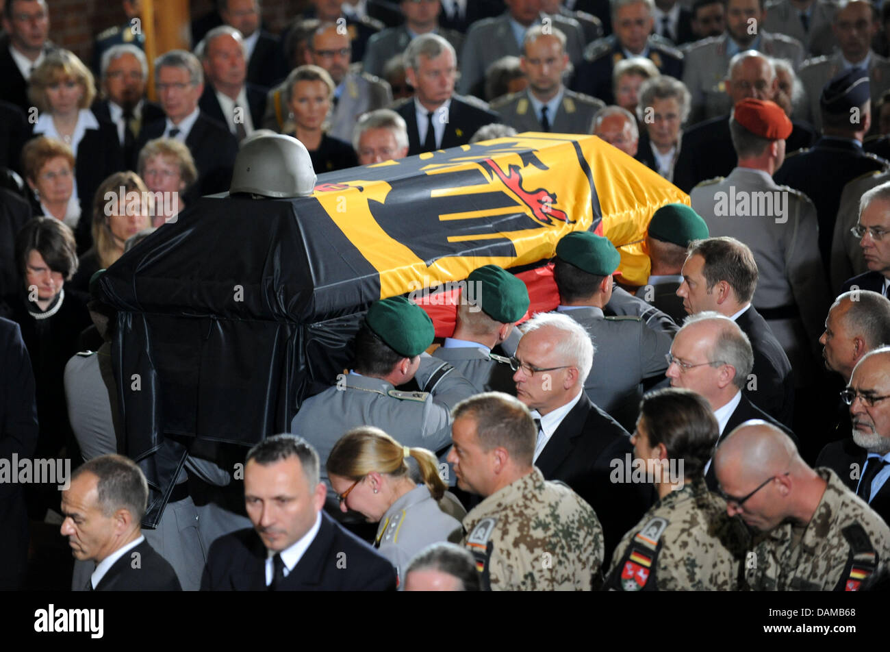 The coffins of three soldiers of the German Bundeswehr that died during ...
