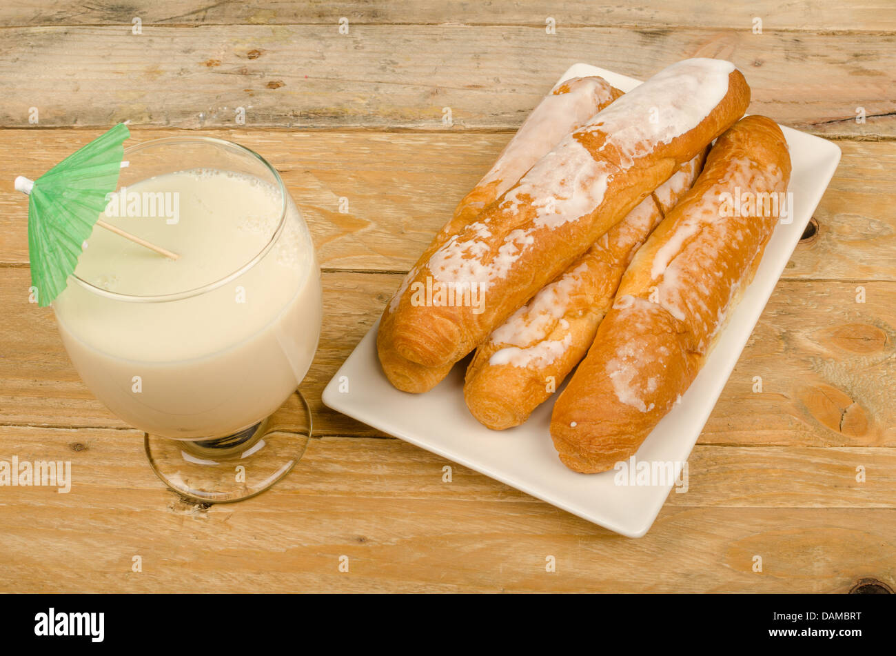 Horchata and fartons, a traditional Spanish snack eaten in summer Stock ...