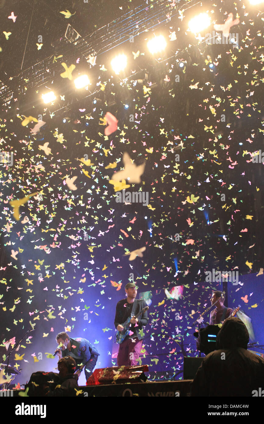 Chris Martin (L), frontman of the British rock band 'Coldplay' performs ...