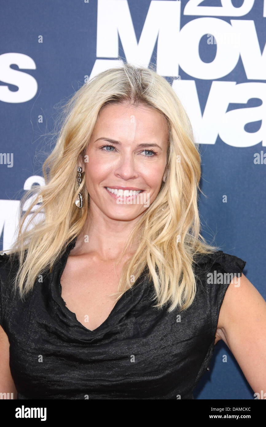 Comedian Chelsea Handler arrives at the MTV Movie Awards at Universal ...