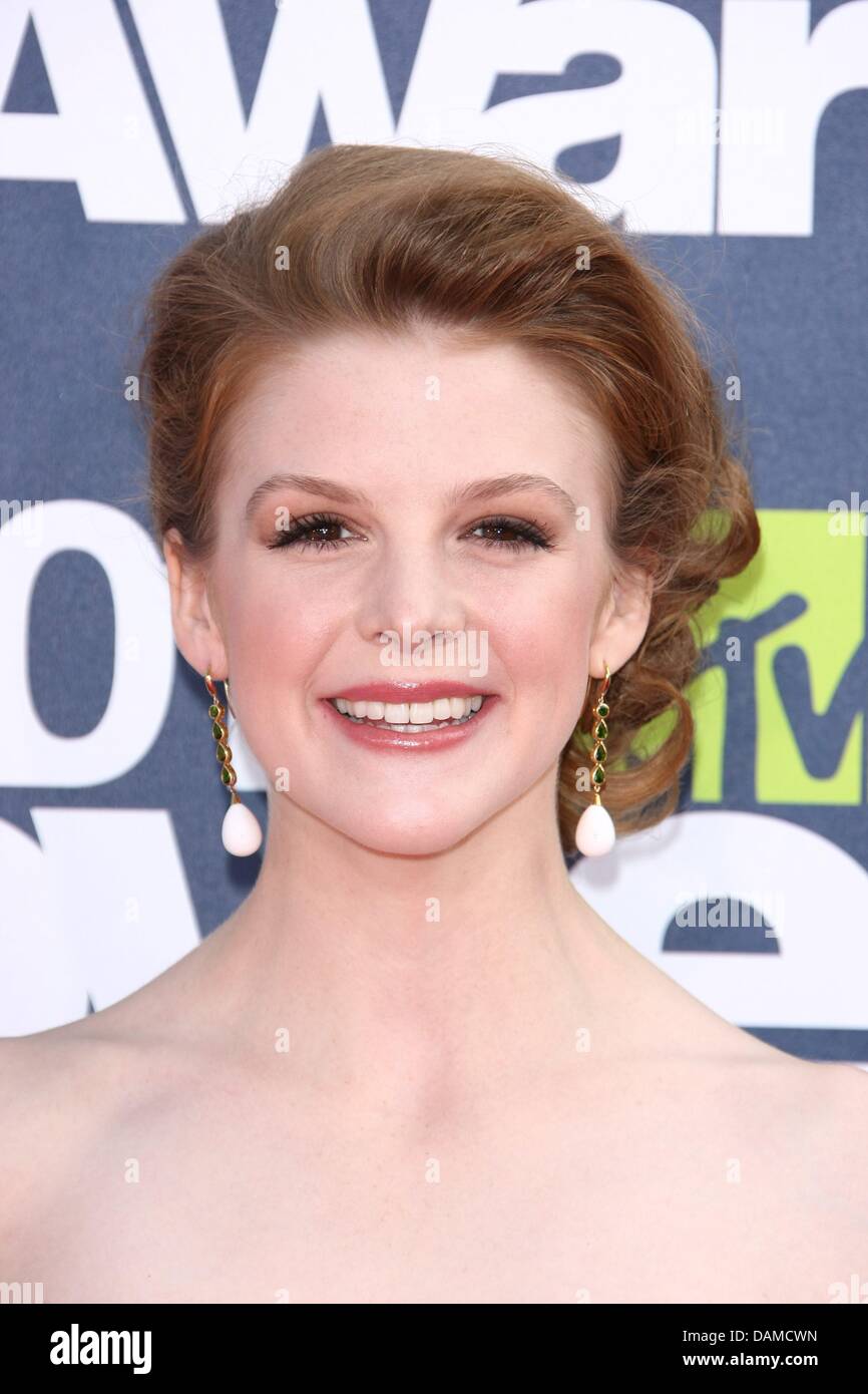 Actress Ashley Bell arrives at the MTV Movie Awards at Universal Studio ...