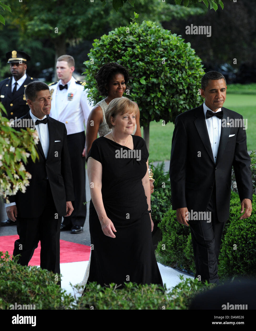 The US President Barack Obama (r), his wife Michelle, German Chancellor ...